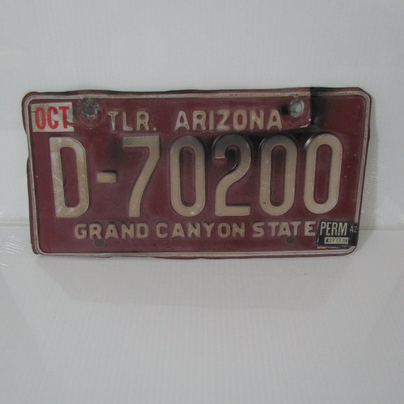 Other | Vintage Arizona Maroon Red Trailer License Plate D7200 Grand ...